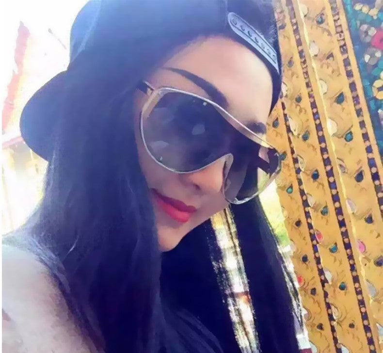 Femmi Mirrored Block Sunglasses – Femmi Accessories